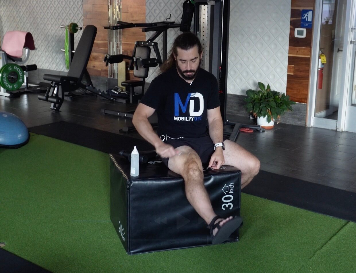Muscle Scraping for Knee Pain and Patellar Tendinitis | Mobility-Doc